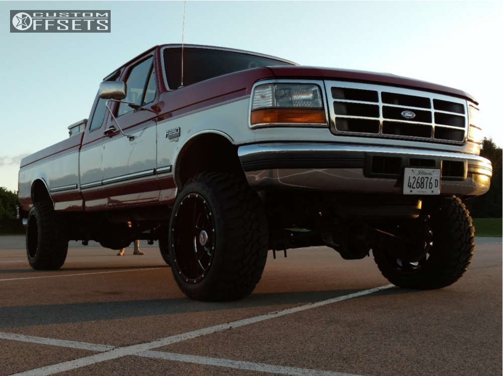 1996 Ford F-250 with 20x12 -44 Moto Metal Mo962 and 33/12.5R20 Free ...