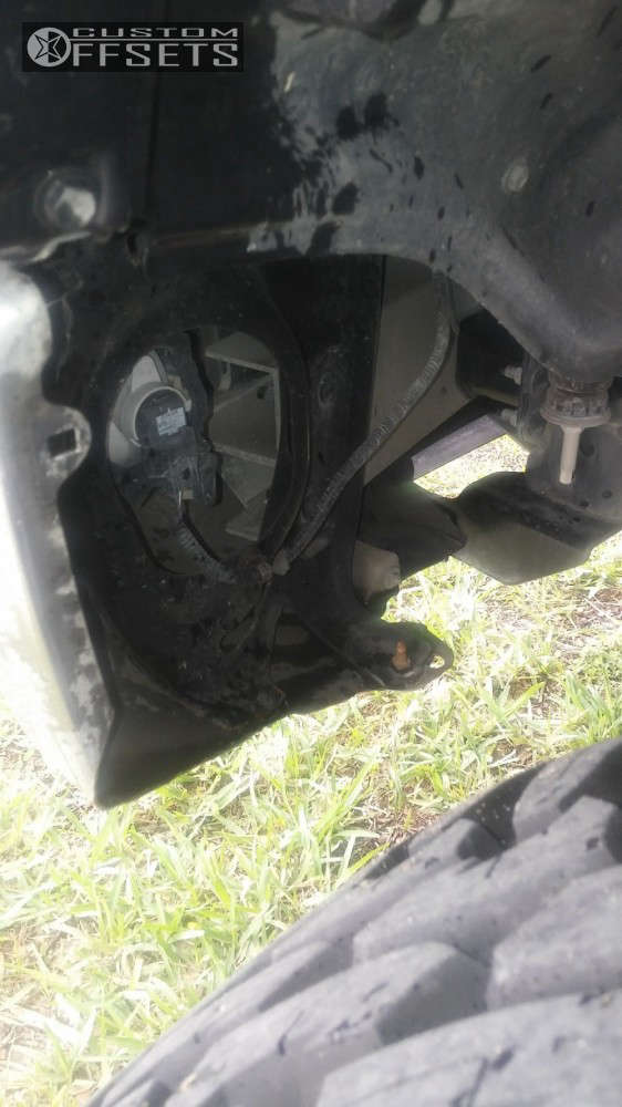 2014 Toyota Tundra with 20x12 -44 Fuel Avenger and 35/12.5R20 Toyo ...