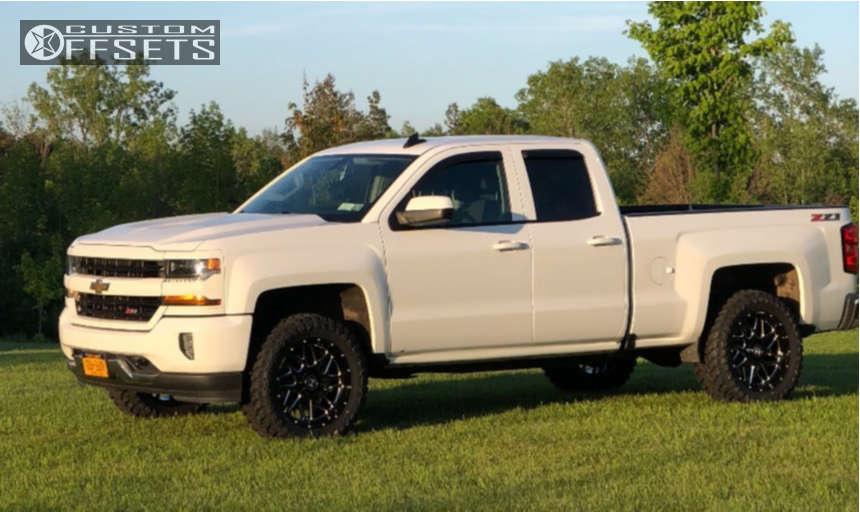 2017 Chevrolet Silverado 1500 with 20x10 -19 Hostile Sprocket and 33/12 ...
