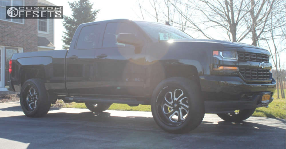 2018 Chevrolet Silverado 1500 with 22x10 -18 Fuel Flow and 305/45R22 ...