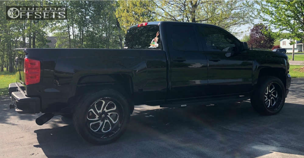 2018 Chevrolet Silverado 1500 with 22x10 -18 Fuel Flow and 305/45R22 ...