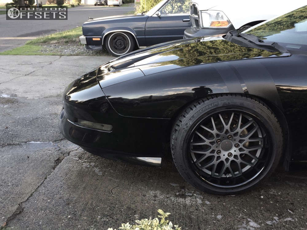 1995 Pontiac Firebird with 18x10.5 27 TSW Rascasse and 235/45R18 ...