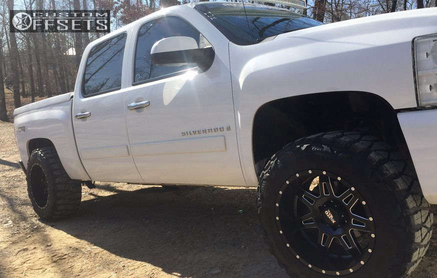 2008 Chevrolet Silverado 1500 with 20x12 -44 Moto Metal MO975 and 35/12 ...