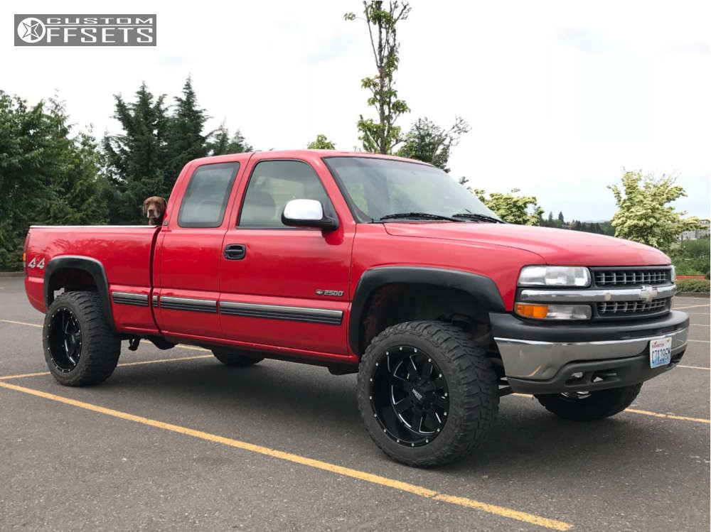 2000 Chevrolet Silverado 2500 with 20x12 -44 Moto Metal 962 and 33/12 ...