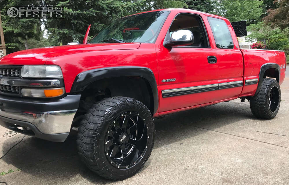 2000 Chevrolet Silverado 2500 with 20x12 -44 Moto Metal 962 and 33/12 ...