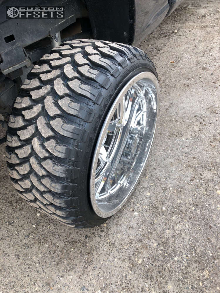 2014 Ram 2500 with 24x14 -77 Gear Forged F70p1 and 33/12.5R24 Comforser ...