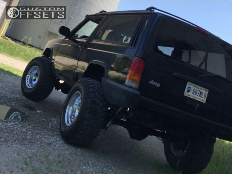 1998 Jeep Cherokee with 15x10 -46 Pro Comp 69 and 32/11.5R15 ...