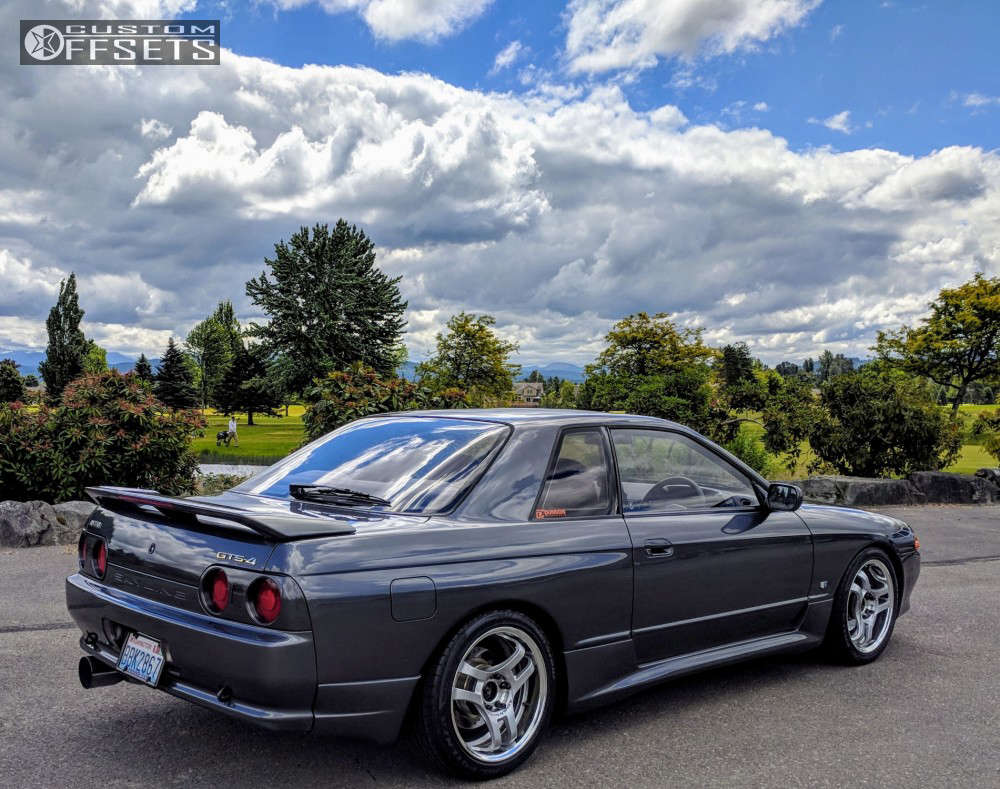 1991 Nissan Skyline R32 with 17x8 45 Advan Super Advan V.2 and 215 ...