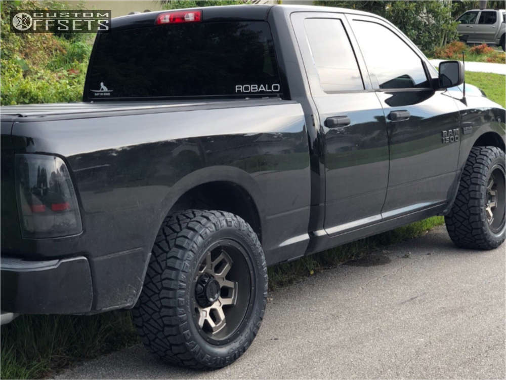 2013 Ram 1500 with 20x10 -25 Ultra Warlock and 33/12.5R20 Nitto Ridge ...