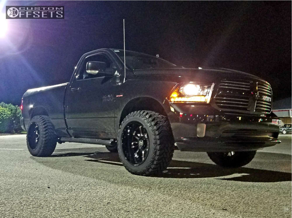 2017 Ram 1500 with 20x12 -44 Hostile Predator and 33/12.5R20 Atturo ...