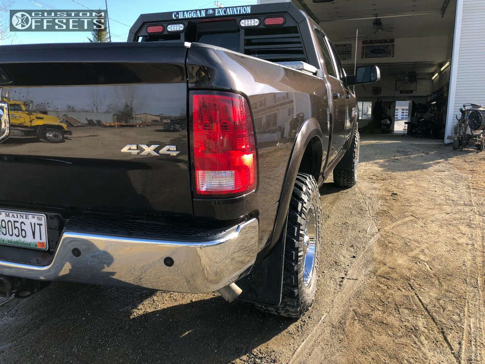 2016 Ram 2500 with 18x9 20 Fuel Hostage D530 and 295/70R18 Nitto Trail ...
