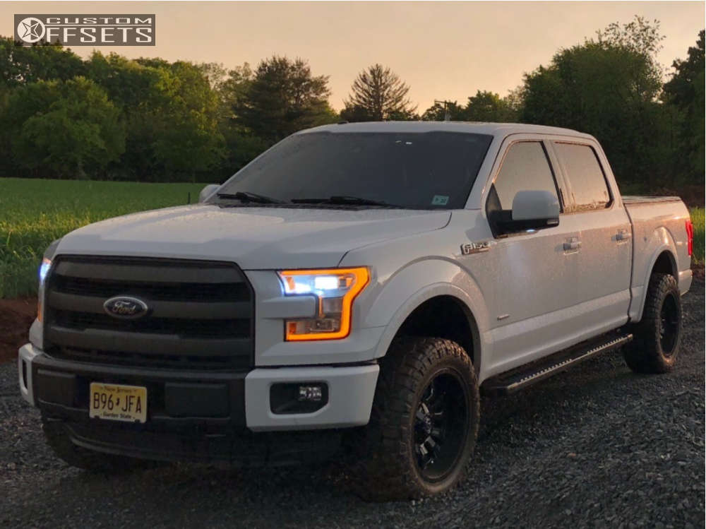 2015 Ford F-150 with 20x10 -18 Fuel Sledge and 33/12.5R20 Nitto Ridge ...