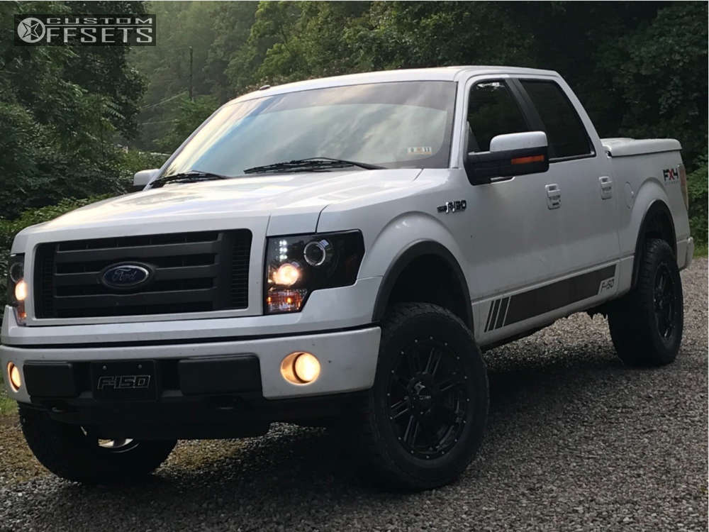 2010 Ford F-150 with 20x9 18 Helo He900 and 285/60R20 Cooper Discoverer ...