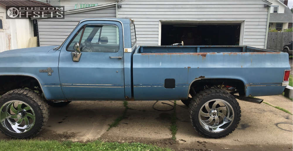 1986 Chevrolet K10 with 22x12 -44 Monster Offroad M07 and 35/12.5R22 ...
