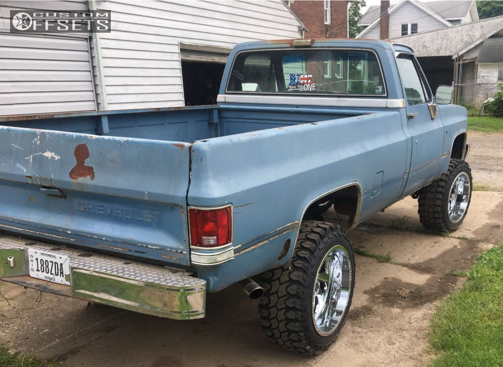 1986 Chevrolet K10 with 22x12 -44 Monster Offroad M07 and 35/12.5R22 ...