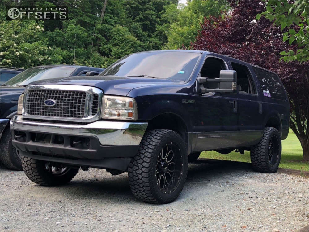 2004 Ford Excursion with 22x10 -24 Helo He879 and 35/12.5R22 AMP ...