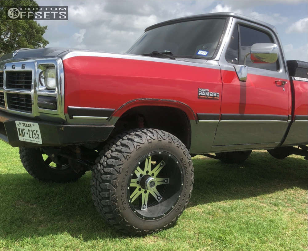 1991 Dodge W250 with 20x12 -44 Gima Overdrive and 35/12.5R20 Crosswind ...