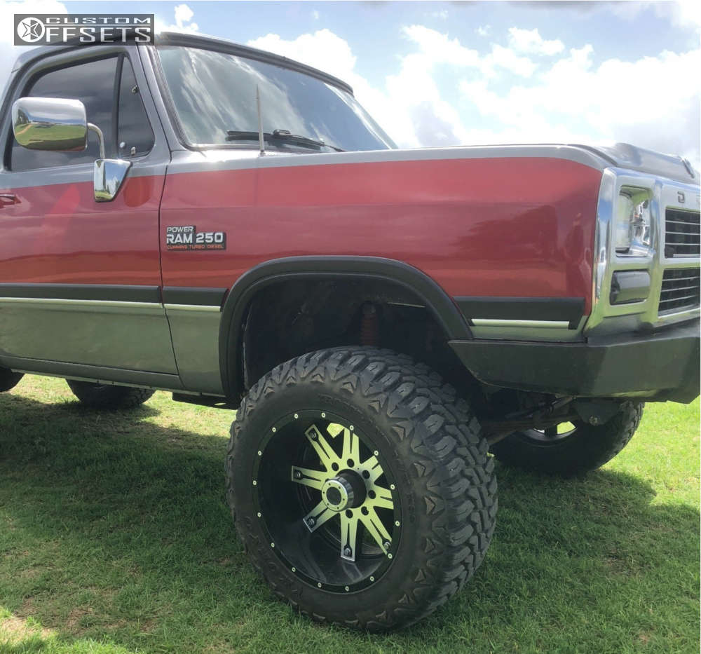 1991 Dodge W250 with 20x12 -44 Gima Overdrive and 35/12.5R20 Crosswind ...