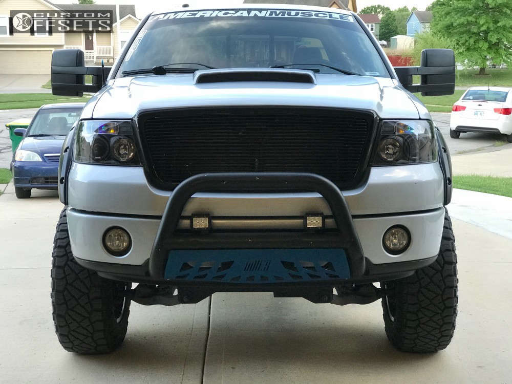 2007 Ford F-150 with 20x10 -18 Fuel Flow and 35/12.5R20 Nitto Ridge ...