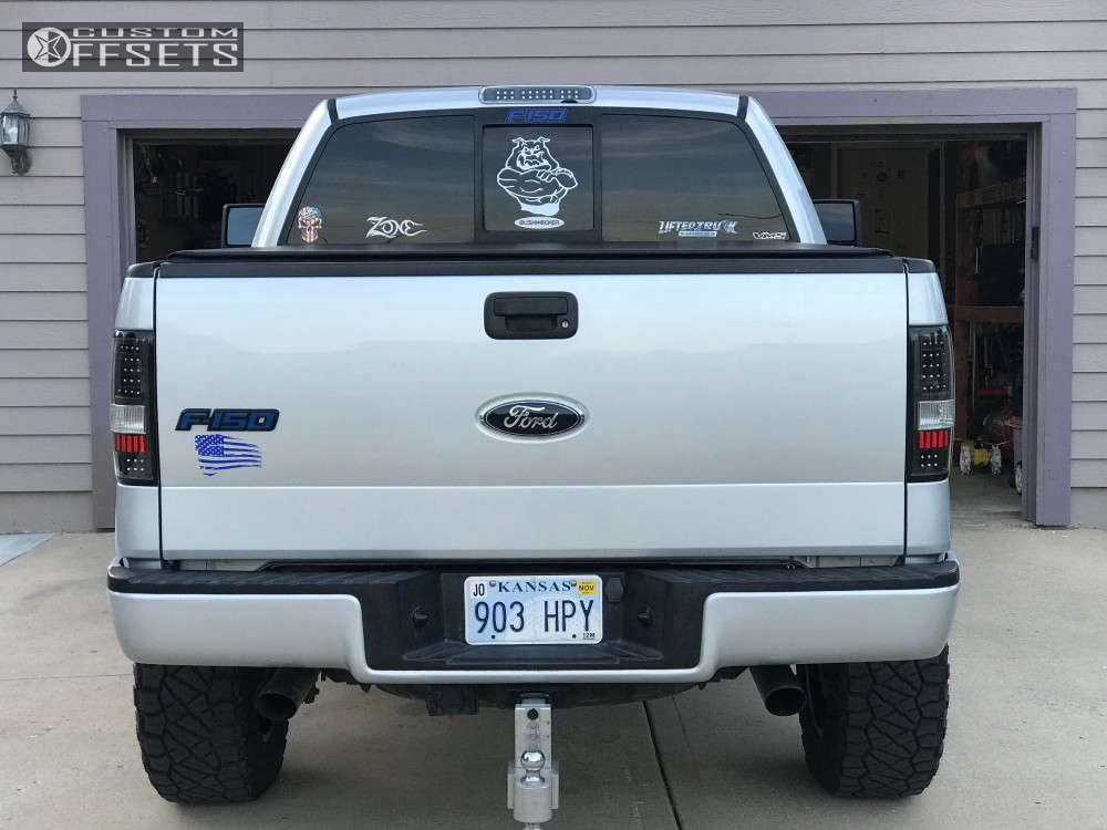 2007 Ford F-150 with 20x10 -18 Fuel Flow and 35/12.5R20 Nitto Ridge ...