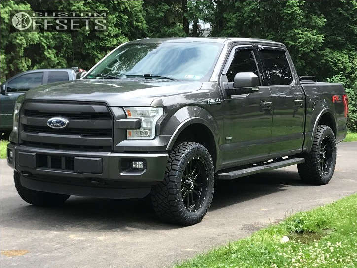 2015 Ford F-150 with 20x9 10 Hostile Gauntlet and 33/11.5R20 Nitto ...