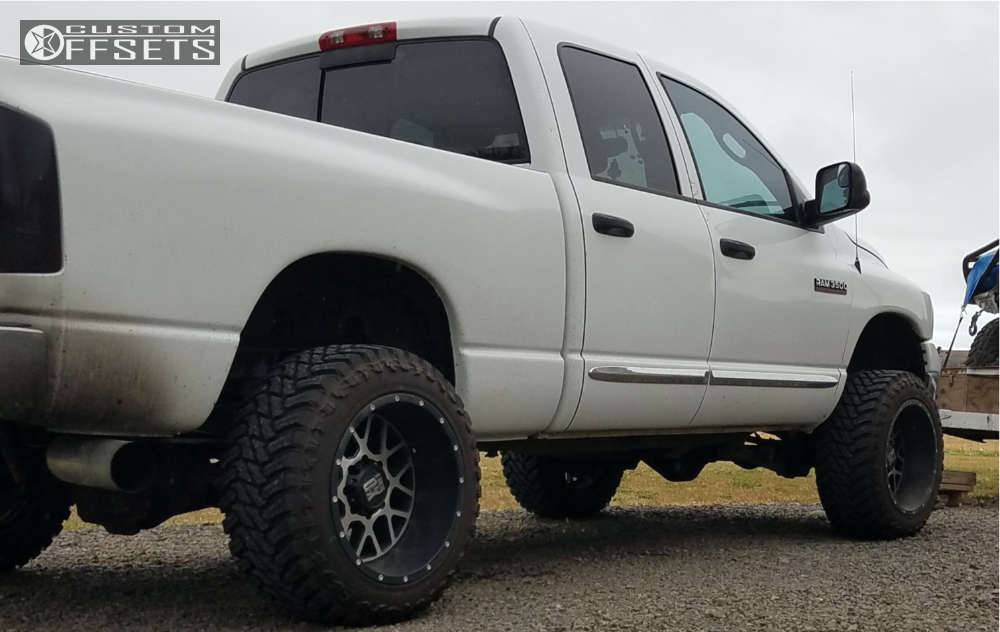 2005 Dodge Ram 3500 with 20x12 -44 XD Xd820 and 33/12.5R20 Atturo Trail ...