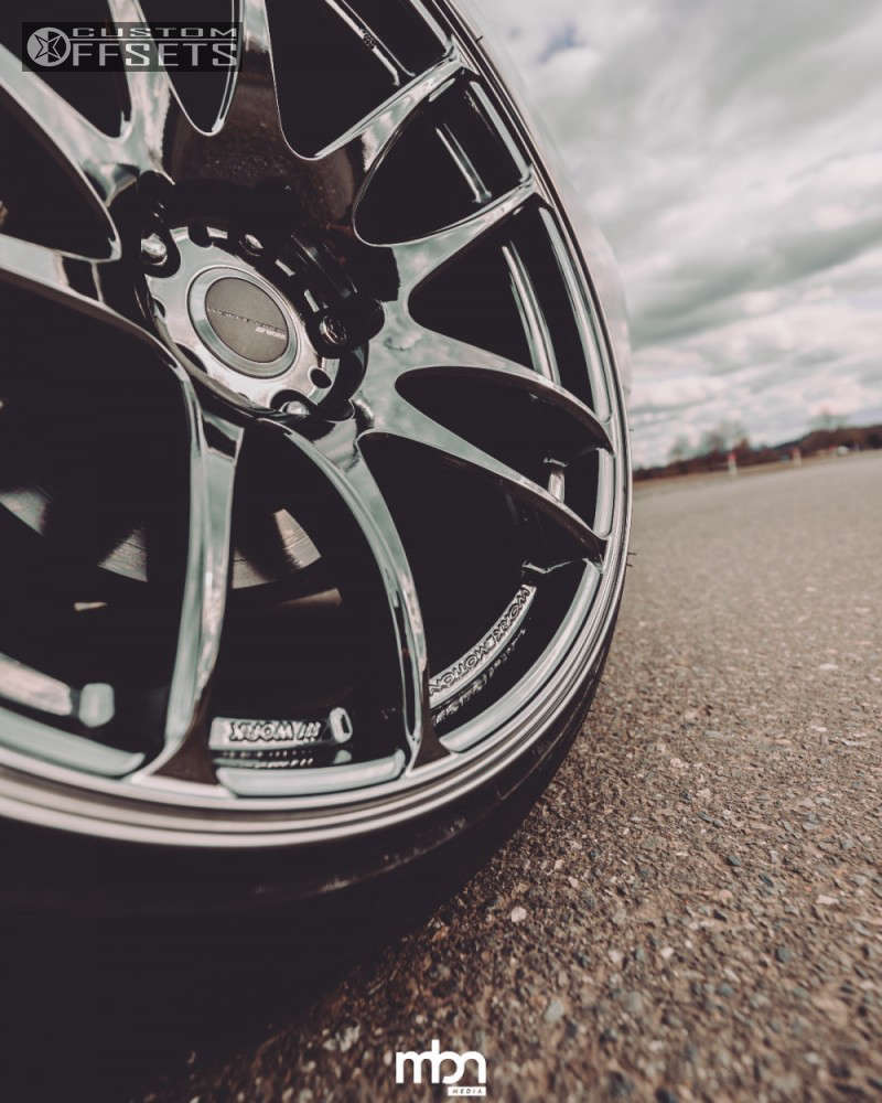 2007 Honda S2000 with 18x10.5 22 Work Emotion Cr Kiwami and 225/40R18 ...