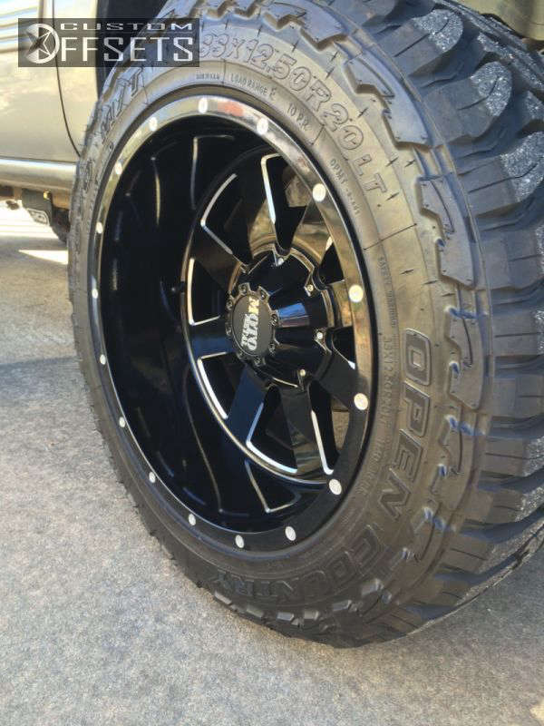 2001 Chevrolet Silverado 1500 with 20x12 -44 Moto Metal MO962 and 33/12 ...