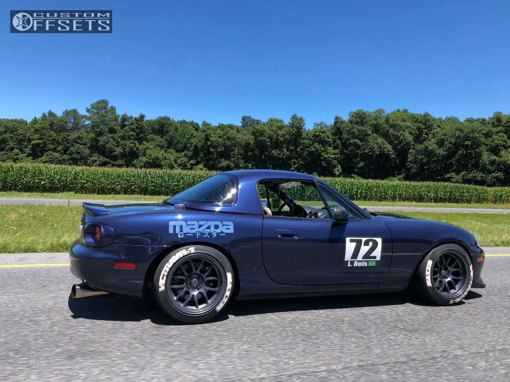 2002 Mazda MX-5 Miata with 15x10 25 949 Racing 6UL and 245/40R15 Maxxis ...