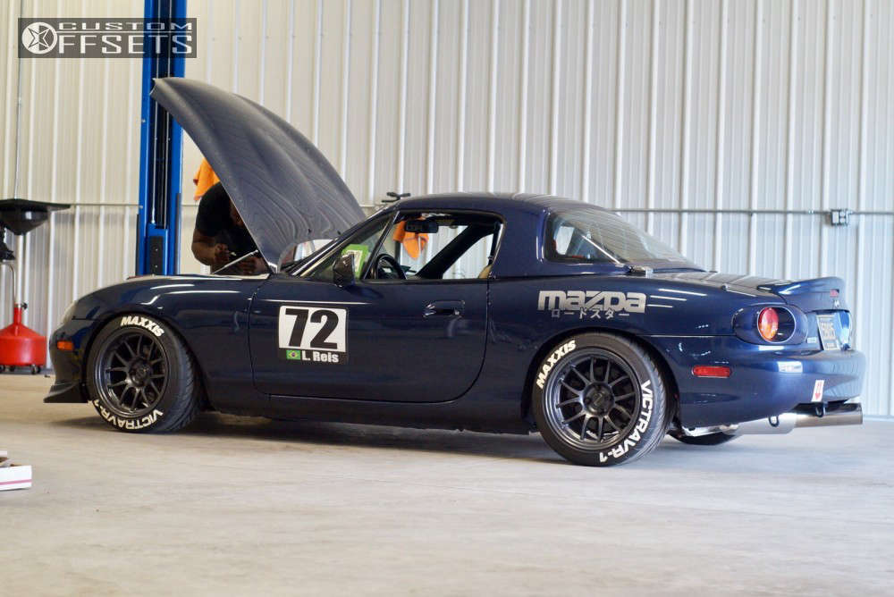 2002 Mazda MX-5 Miata with 15x10 25 949 Racing 6UL and 245/40R15 Maxxis ...