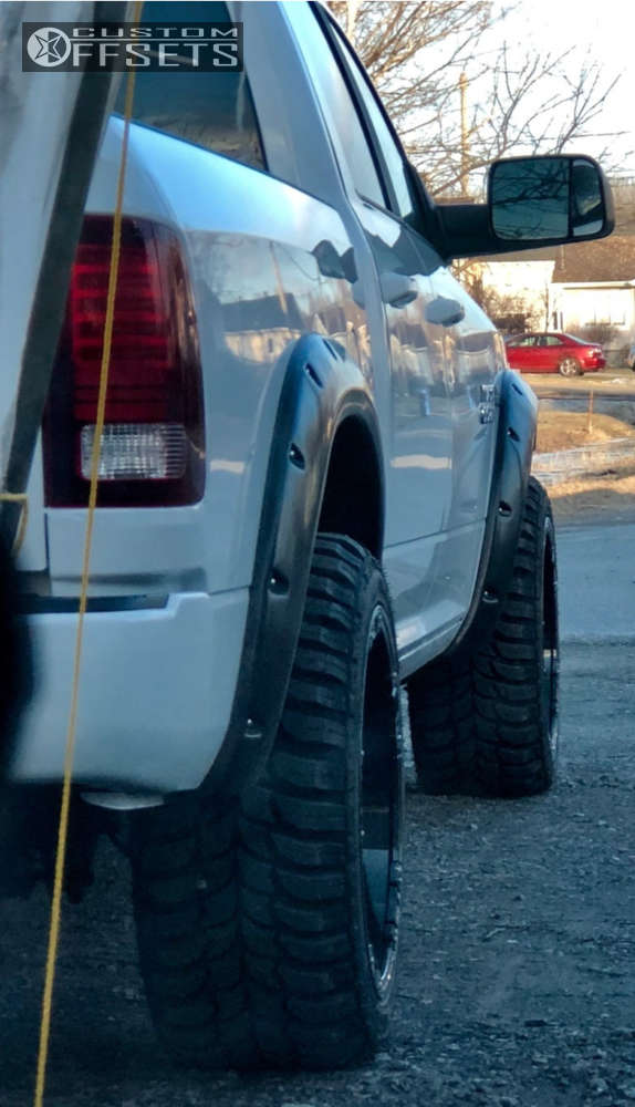 2017 Ram 1500 with 22x12 -44 Fast Wheels Rampage and 33/12.5R22 ...