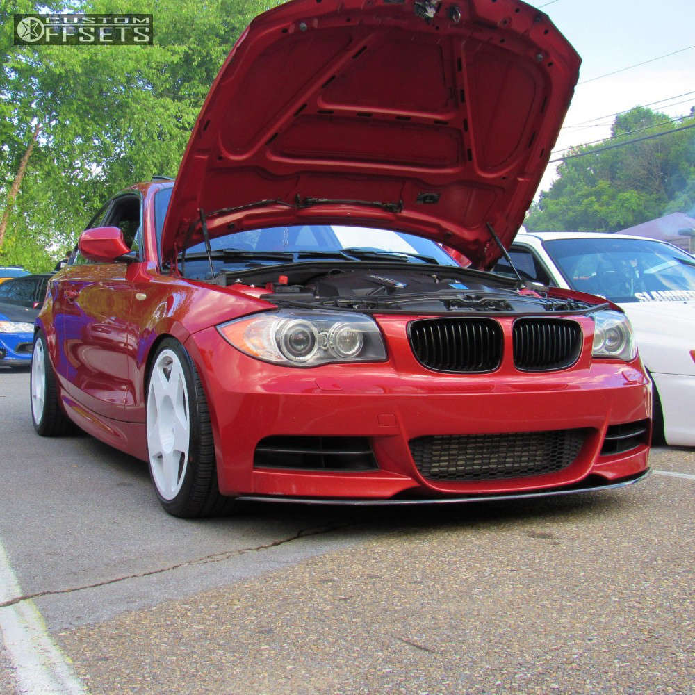 2011 BMW 135i with 18x8.5 40 Fifteen52 Tarmac and 225/40R18 Nankang NS ...