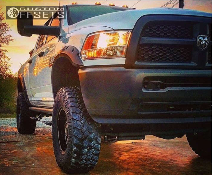 2015 Ram 2500 with 18x9 -12 Helo He879 and 37/12.5R18 Nitto Trail ...