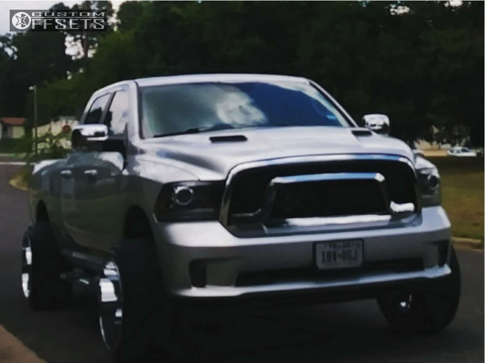 2015 Ram 1500 with 22x14 -76 Dropstars 652v and 305/40R22 Zeetex Mt1000 ...