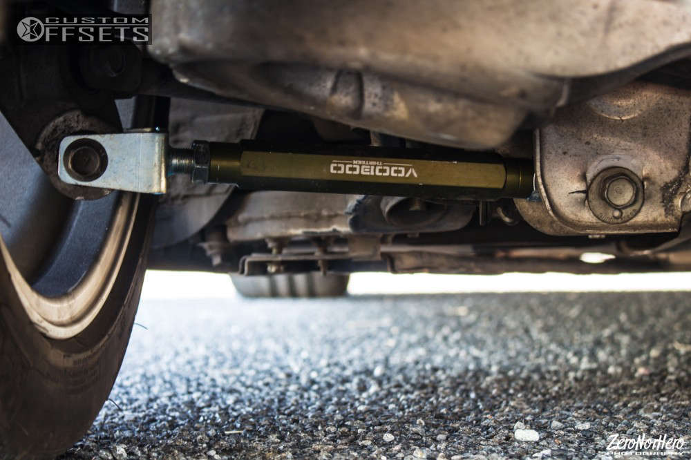 2003 Nissan 350Z with 18x9.5 12 Square G6 and 245/40R18 Michelin Super ...