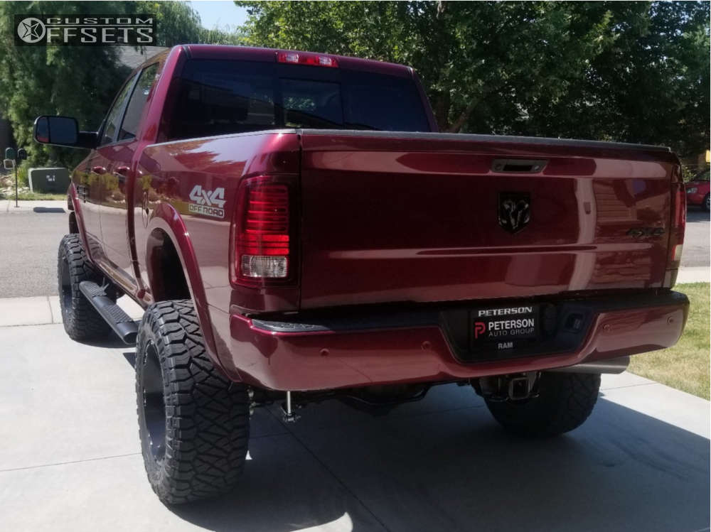 2018 Ram 2500 with 20x10 -19 Hostile Havoc and 35/12.5R20 Nitto Ridge ...
