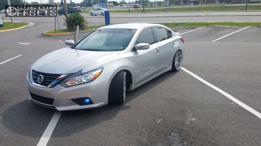 2016 Nissan Altima with 20x10.5 45 Niche Invert and 225/35R20 Lionhart ...