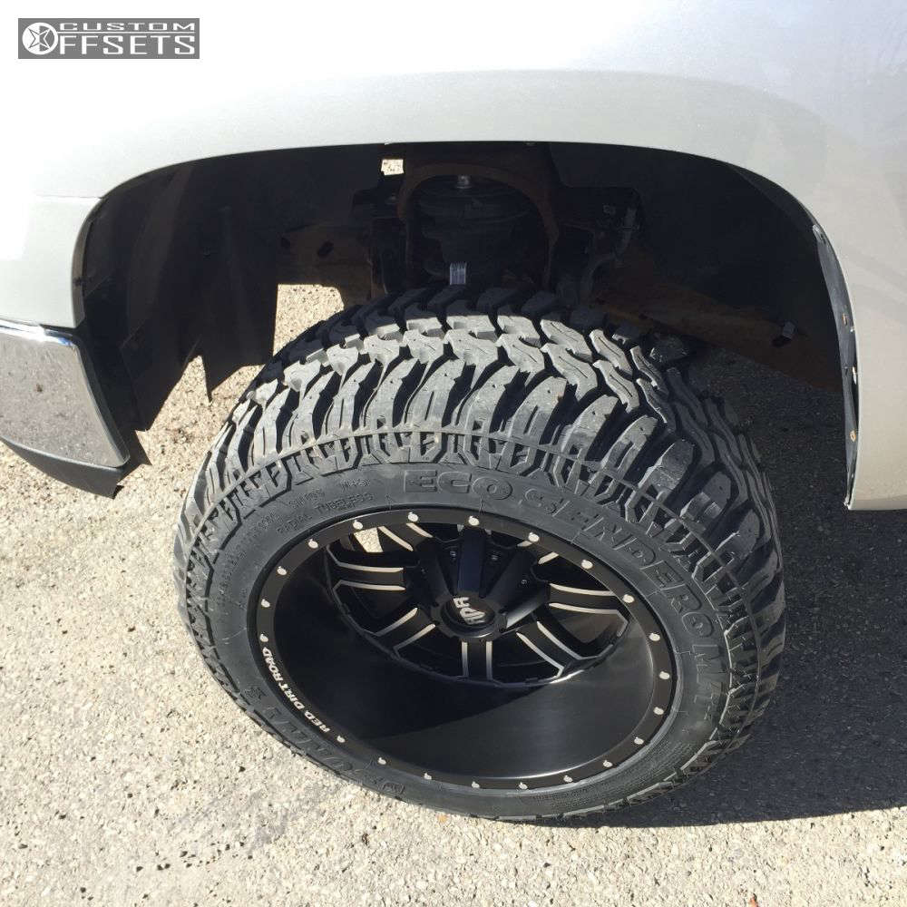 2011 GMC Sierra 1500 with 20x12 -44 Red Dirt Road Rd01 and 33/12.5R20 Sunny Eco Sendero MT2 and ...