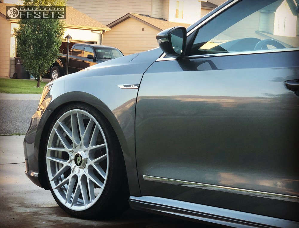 2017 Volkswagen Passat with 20x8.5 35 Rotiform Rse and 225/35R20 ...