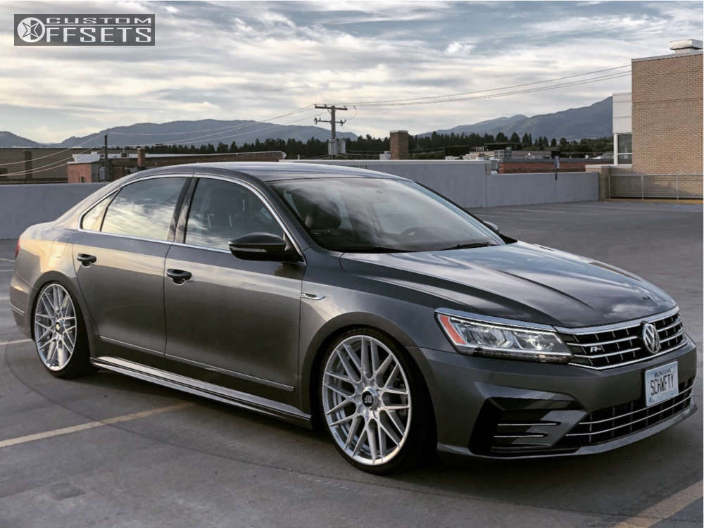 2017 Volkswagen Passat with 20x8.5 35 Rotiform Rse and 225/35R20 ...