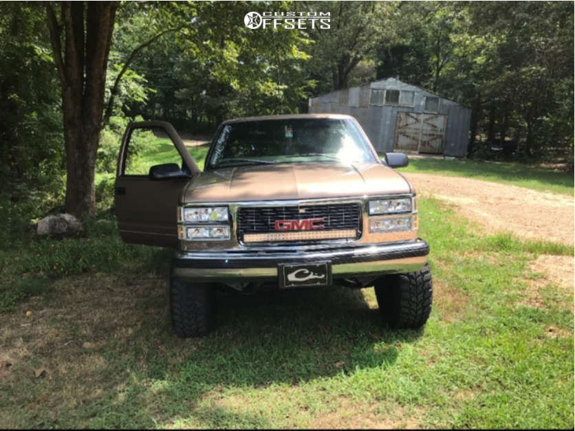 1997 GMC C1500 with 18x9 Anthem Off-Road Commander and 35/12.5R18 ...