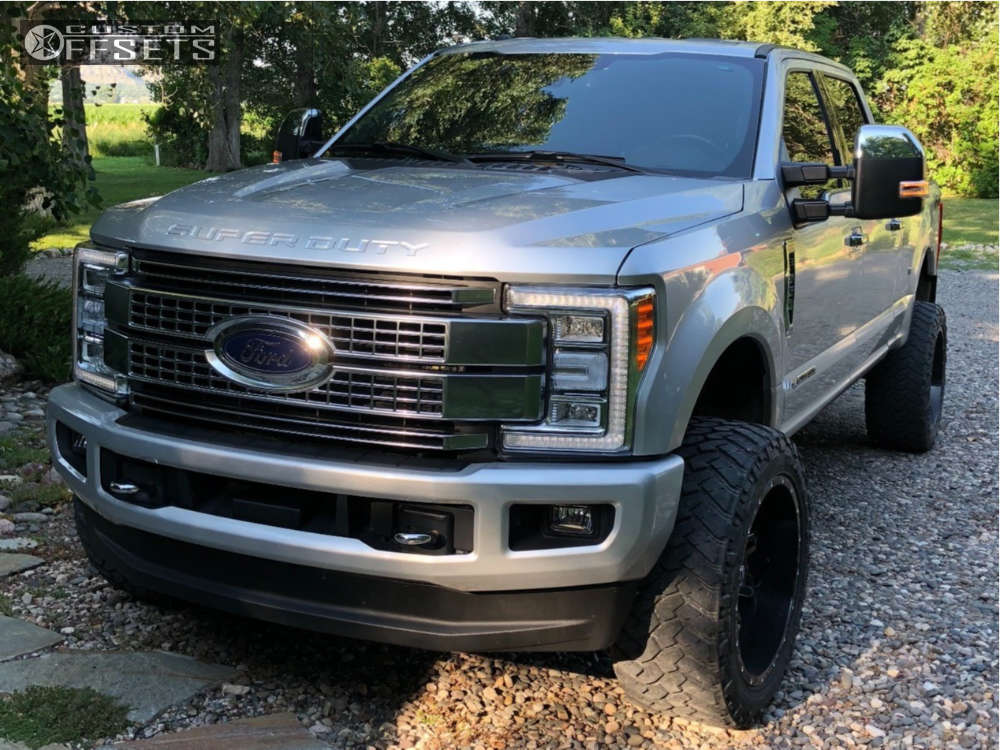 2017 Ford F-350 Super Duty with 22x12 -44 Fuel Lethal and 35/13.5R22 ...