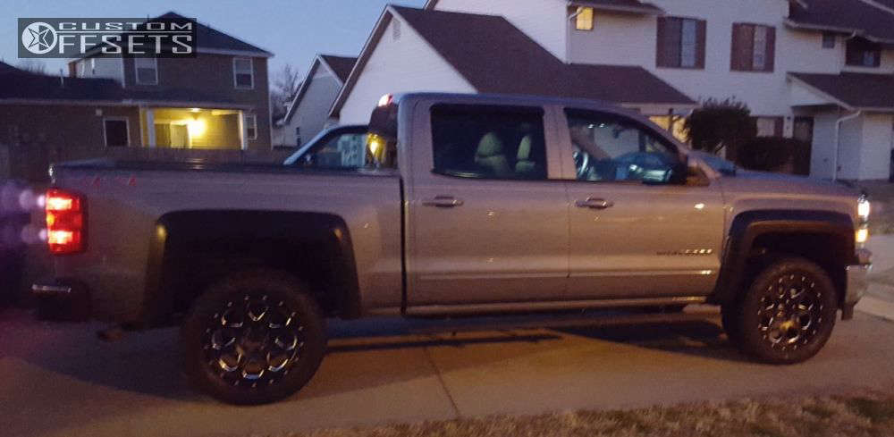 2015 Chevrolet Silverado 1500 with 20x9 6 Fuel Boost and 285/55R20 Toyo ...