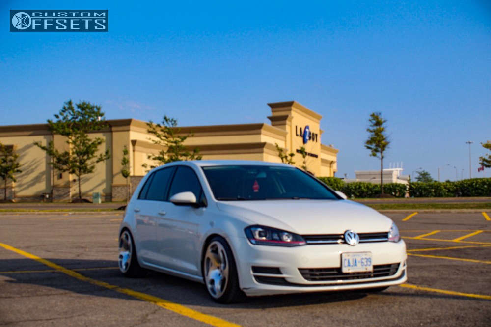 2015 Volkswagen Golf with 18x7.5 35 WatercooledIND CC10 and 215/35R18 ...