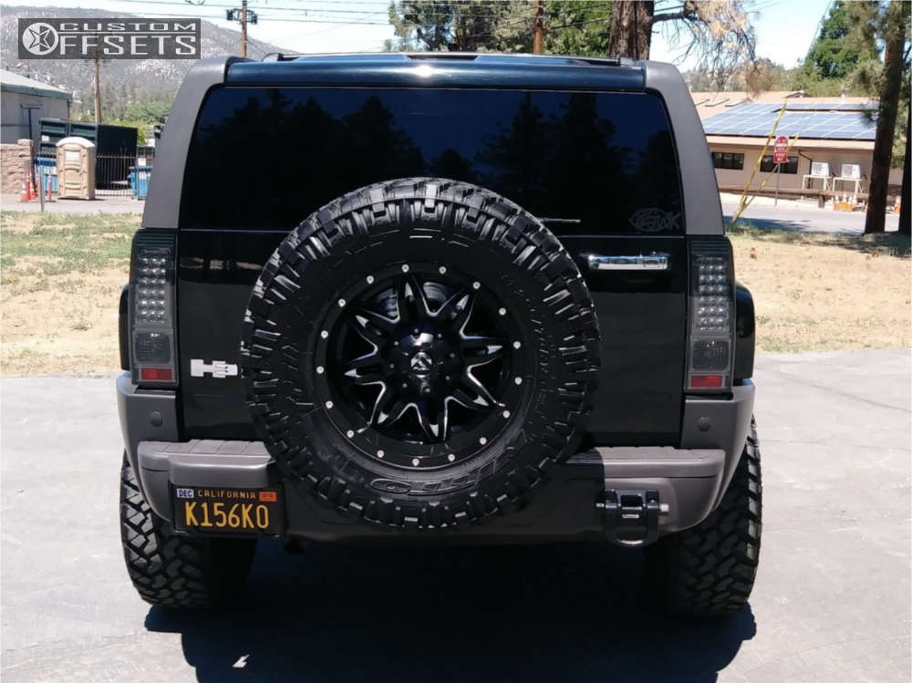 2009 HUMMER H3 with 18x9 -12 Fuel Lethal and 295/70R18 Nitto Trail ...