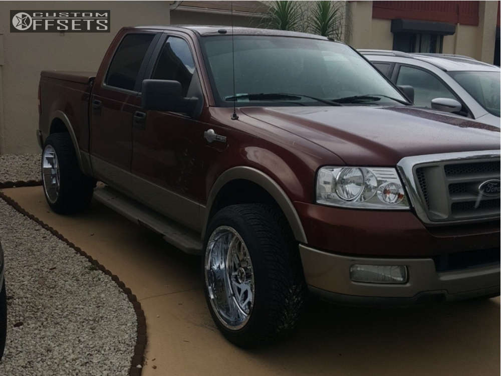 2005 Ford F-150 with 22x12 -44 Xtreme Force Xf2 and 305/45R22 Atturo ...