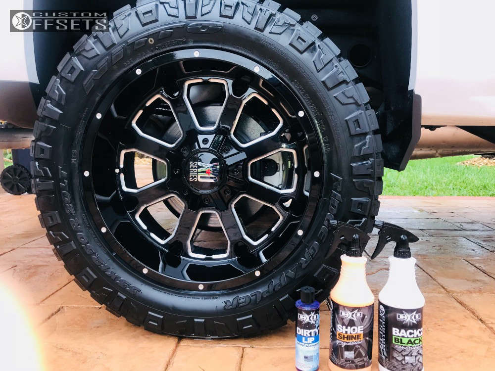 2018 Chevrolet Silverado 1500 with 20x10 -24 XD Xd825 and 33/12.5R20 ...