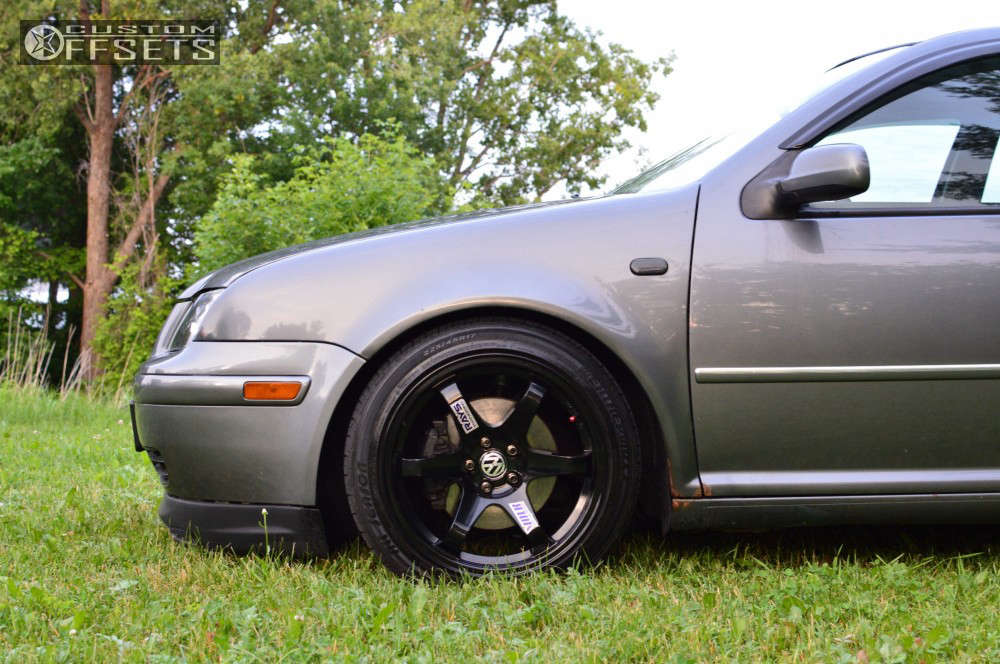2004 Volkswagen Jetta with 17x9 35 Fast Wheels Hayaku and 225/45R17 ...