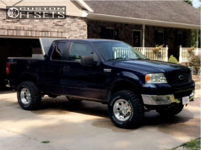 2005 Ford F-150 with 17x9 -12 Pacer LT and 295/70R17 Cooper Discoverer ...