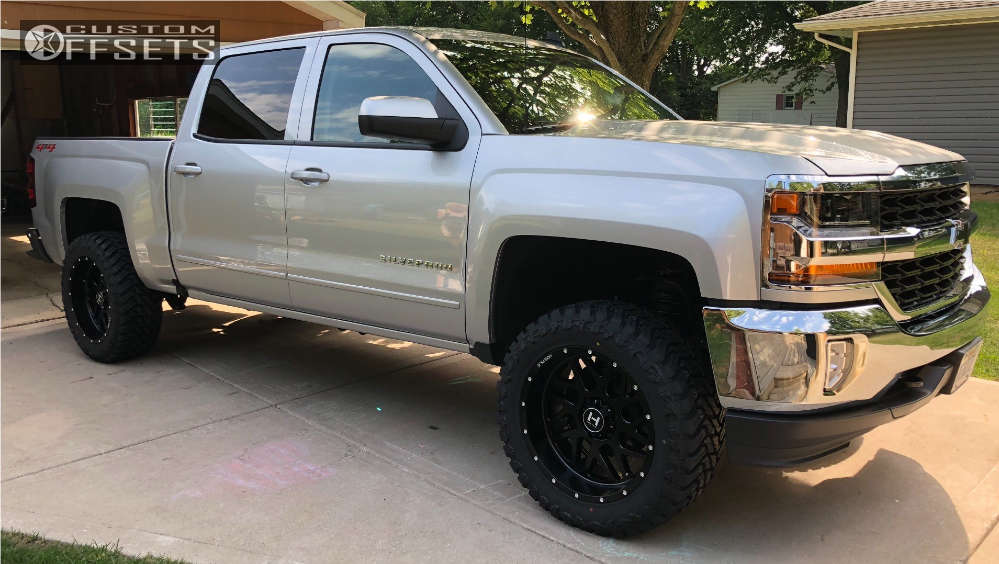 2018 Chevrolet Silverado 1500 with 20x10 -19 Hostile Sprocket and 33/12 ...